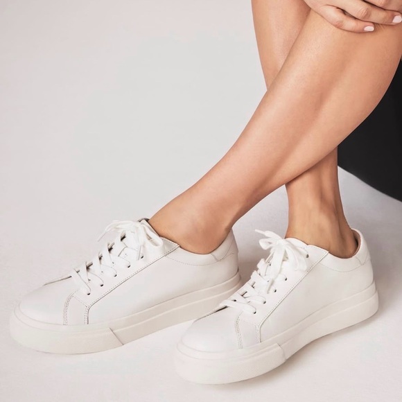 Blondo | Shoes | Nwt Blondo Waterproof Venna White Leather Sneakers ...